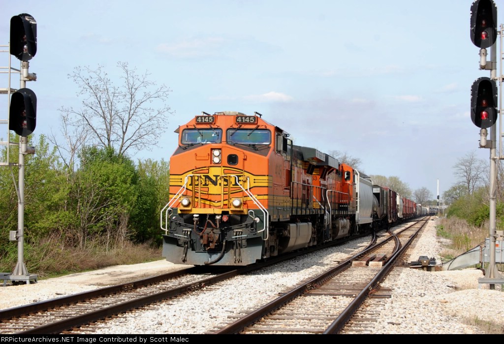 BNSF 4145 & 7453